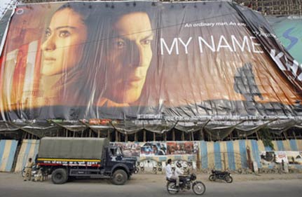 MNIK Not Released In Nashik Multiplexes Due To Sena Protests | India ...