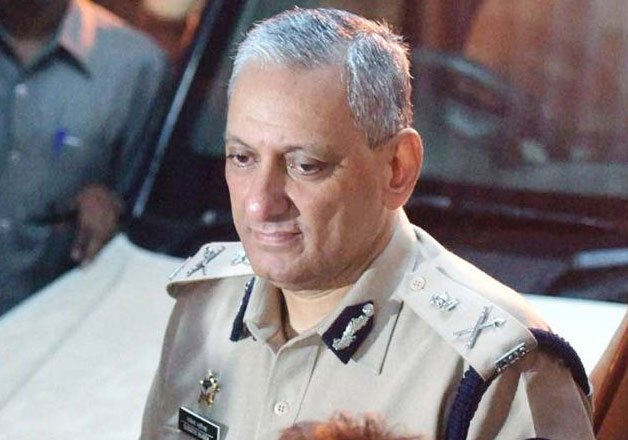 Mumbai Police Chief Rakesh Maria rubbishes reports of resignation ...