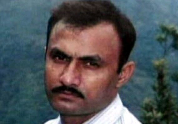 Sohrabuddin case: brother accuses former cop of threatening | India ...