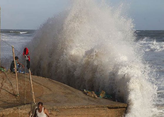 Cyclone Nilofar: Severe storm to hit Gujarat coast by Thursday | India ...