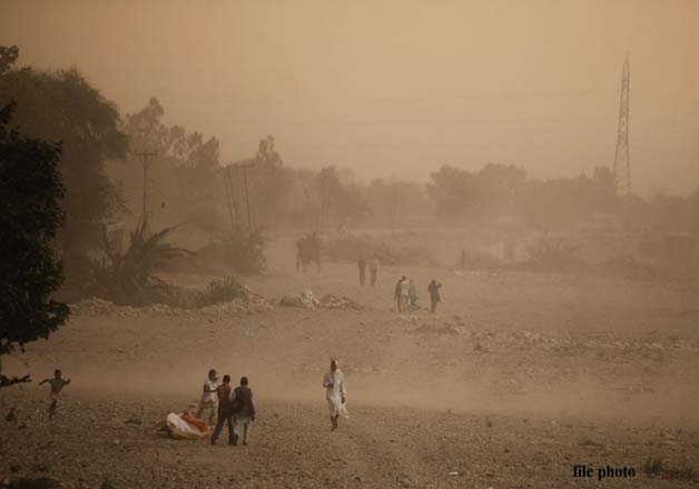 Rajasthan dust storm claims 17 lives, over 60 injured | IndiaTV News ...
