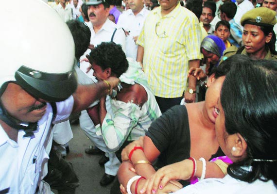 Kamduni gang rape case: Charges framed against eight accused | India News – India TV