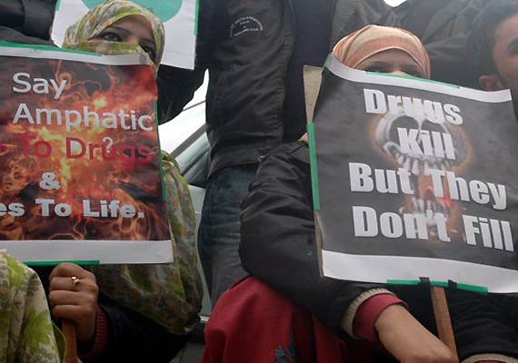 Over 3,000 People Take Part In Anti-Drugs Run | India - India TV News