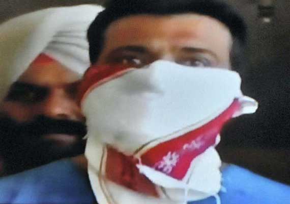 Retired DSP, NRI among 3 arrested in drug haul case | India - India TV News