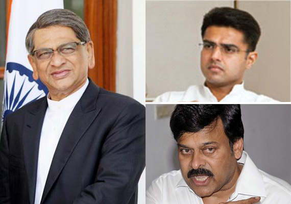 S M Krishna resigns, Ambika Soni, Mukul Wasnik too offer to quit ...