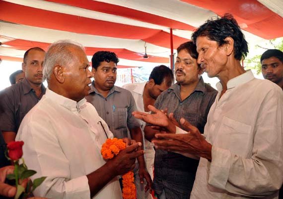 Jitan Ram Manjhi questions PM Modi's sincerity on black money issue ...