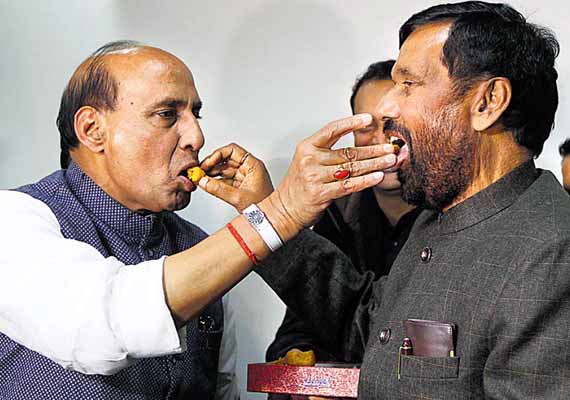 Why Paswan has returned to NDA fold after 12 years? | National News ...