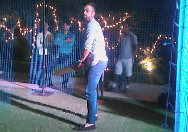 Virat kohli plays gully cricket | Cricket News – India TV