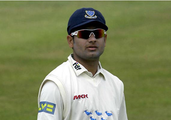 Piyush Chawla hits a ton for Somerset in English county championship ...