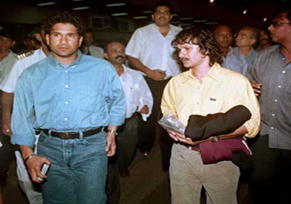 Sachin can now eat as much butter chicken as he wants, says brother ...