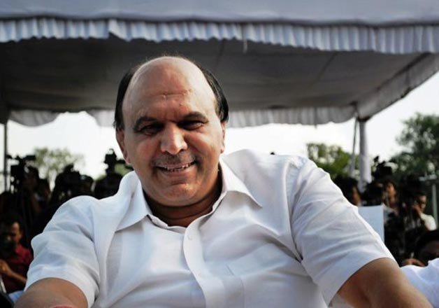 Former wrestler Satpal conferred Padma Bhushan | IndiaTV News | Other ...