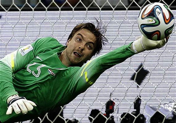 FIFA World Cup: Shootout tactic was fair play says Dutch goalie ...