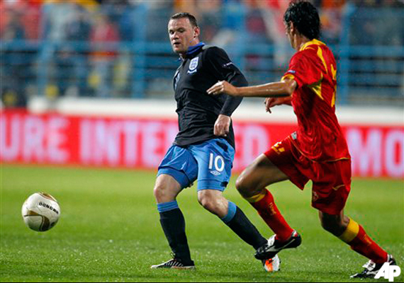Rooney Back Under Spotlight At Anfield | Soccer News – India TV
