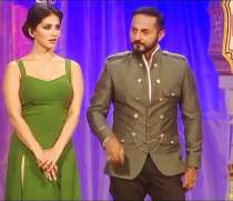 Sunny Leone Crying Latest News, Photos and Videos - India TV News