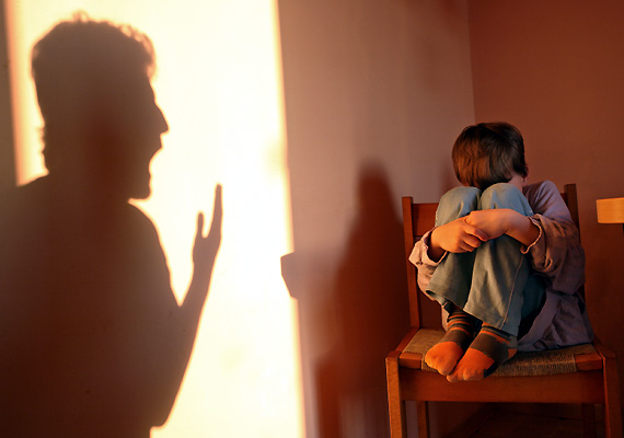 Attention parents! Shouting at your kids could risk depression (see ...