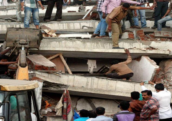 Five injured in concrete slab collapse nearby Thane | India News – India TV