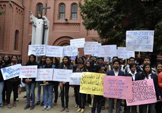 Protest in Delhi against 'attacks' on churches | India News – India TV