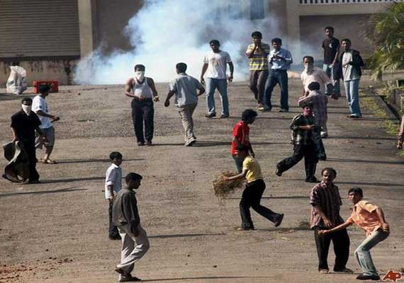 Mob attacks AAP members during Republic Day celebrations | India News ...