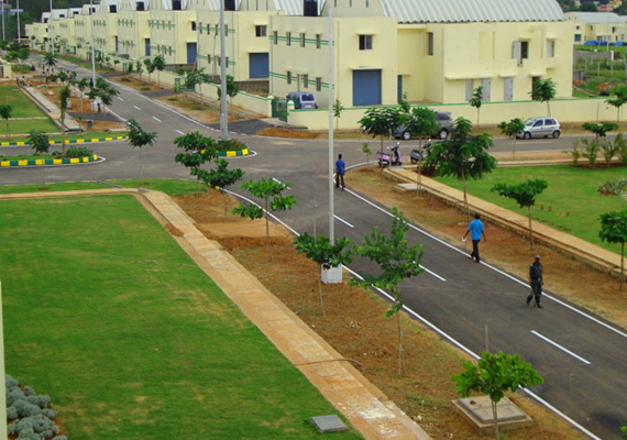 Proposed textile park to open job avenues for 5,000 weavers | India ...