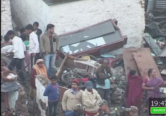 7 killed, 35 injured in water tank collapse on Bhopal slums | India ...