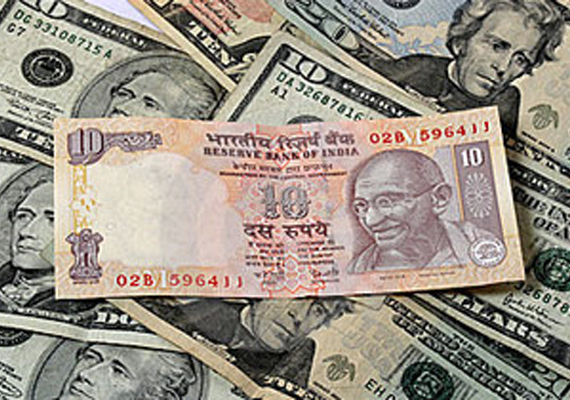 Rupee Ends At 30 Month Low Of 50 17 18 On Weak Equities Cricket News India TV rupee-ends-at-30-month-low-of-50-17-18-on-weak-equities-cricket-news-india-tv