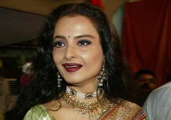 Rekha's secret behind her ageless beauty | Bollywood News – India TV
