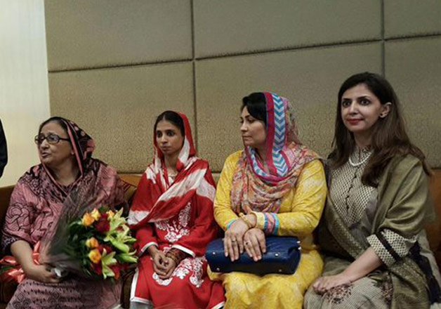 Geeta, deaf-mute Indian girl in Pakistan, returns to India | India News ...