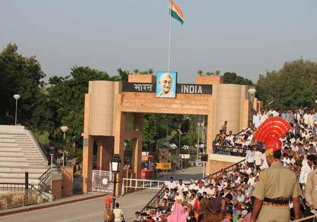 BSF to bullet-proof international border gates with Pakistan: Report ...