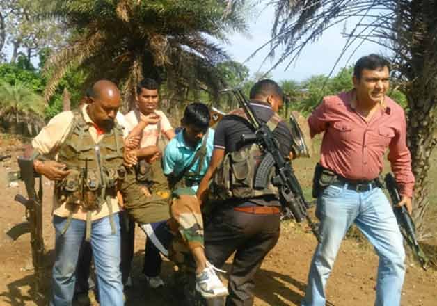 5 cops killed in Naxal attack-IndiaTV News | India News – India TV