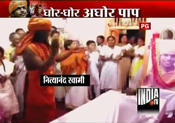 New video shows Nithyananda celebrating near his father's body | India ...