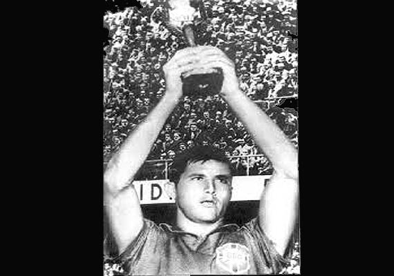 Bellini, captain of 1958 World Cup champion, Brazil, dies. | Lifestyle ...