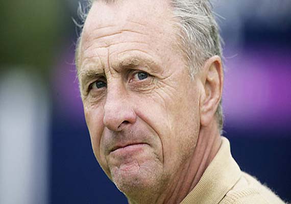 Johan Cruyff ends coaching career with Catalonia | Soccer News – India TV