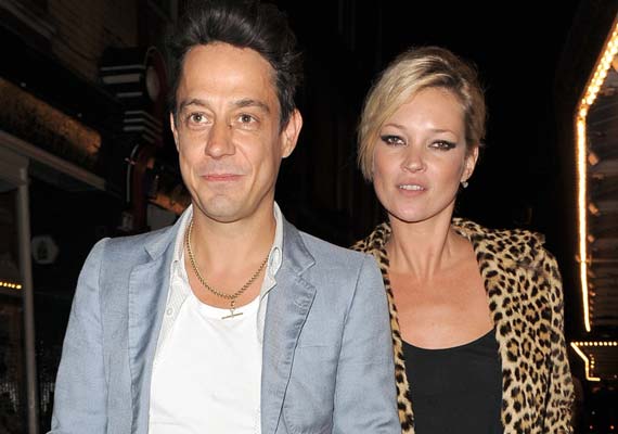 Hince to celebrate Moss' birthday in Napa Valley | Hollywood News ...