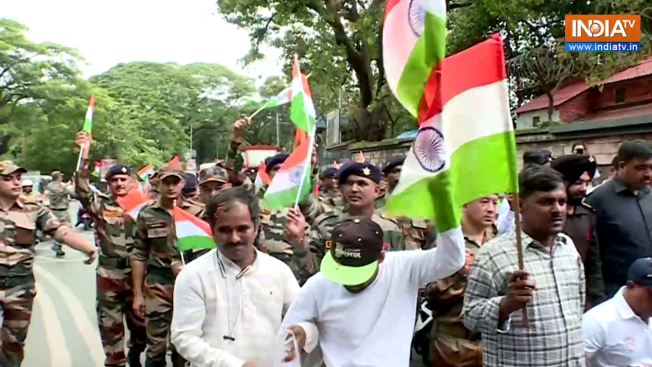 Mumbai Tiranga Yatra Walkathon: Tiranga Yatra Walkathon Takes Place in ...