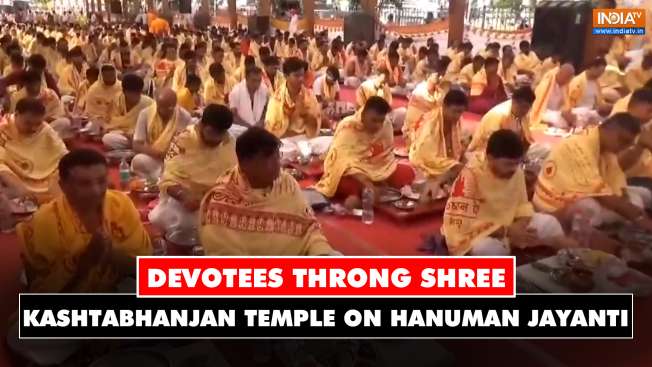 Devotees throng Shree Kashtabhanjan Dev Hanumanji Temple on occasion of ...
